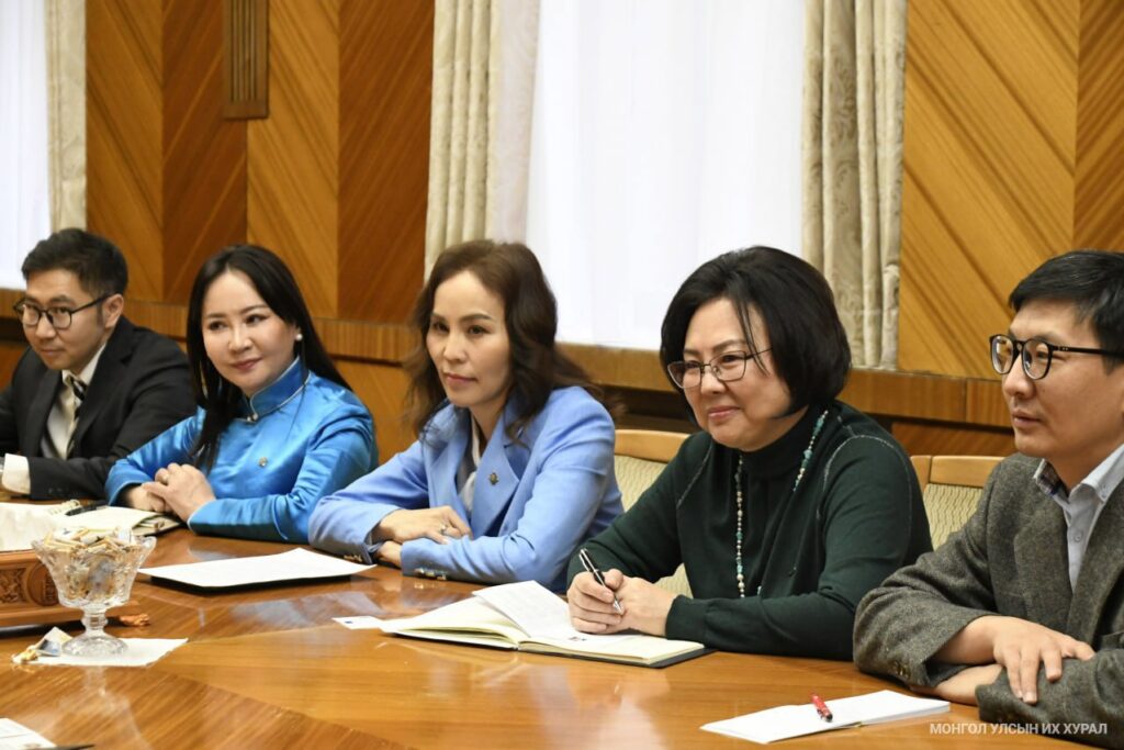 УИХ дахь эмэгтэй гишүүдийн төлөөлөл Европын Парламентын гишүүдийг хүлээн авч уулзлаа Nio Mn